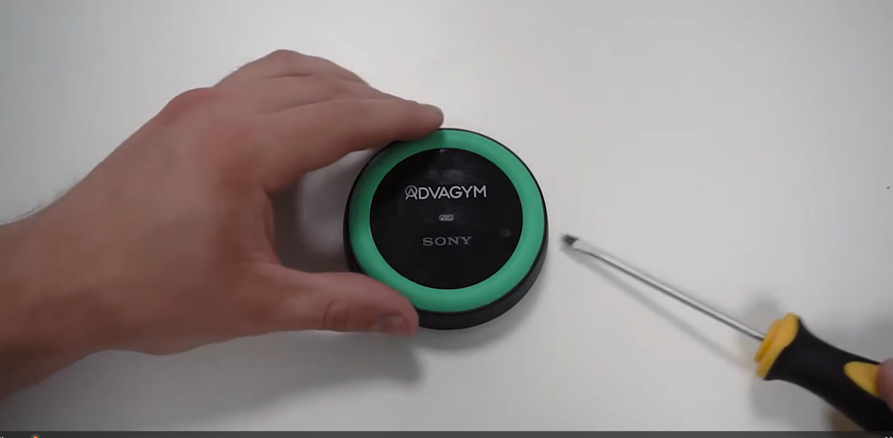 Trainer Connect - Comment changer la pile du Puck – Life Fitness Soutien